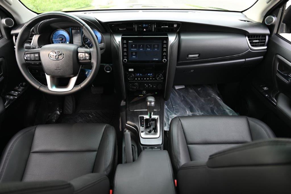 2024 TOYOTA FORTUNER LEGENDER V6 4.0L PETROL 7 SEAT AT – Naizac